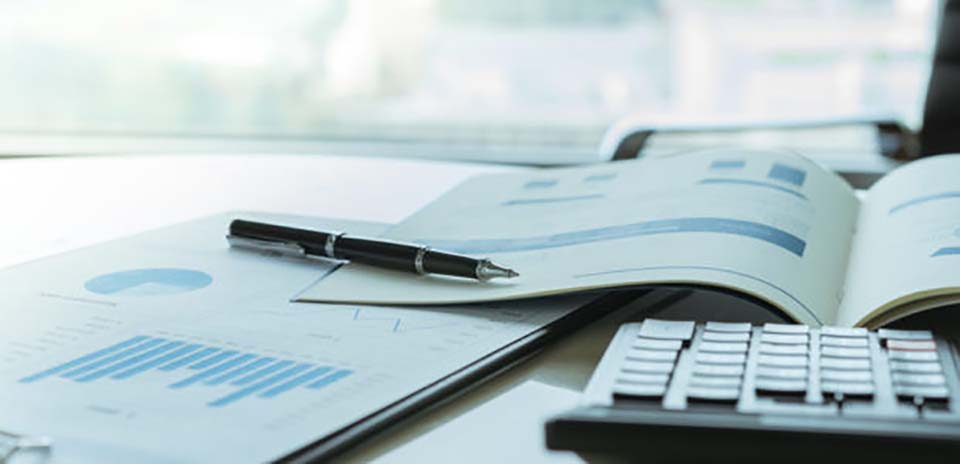 Fixed vs. Adjustable Rate Tool - FHLB Des Moines